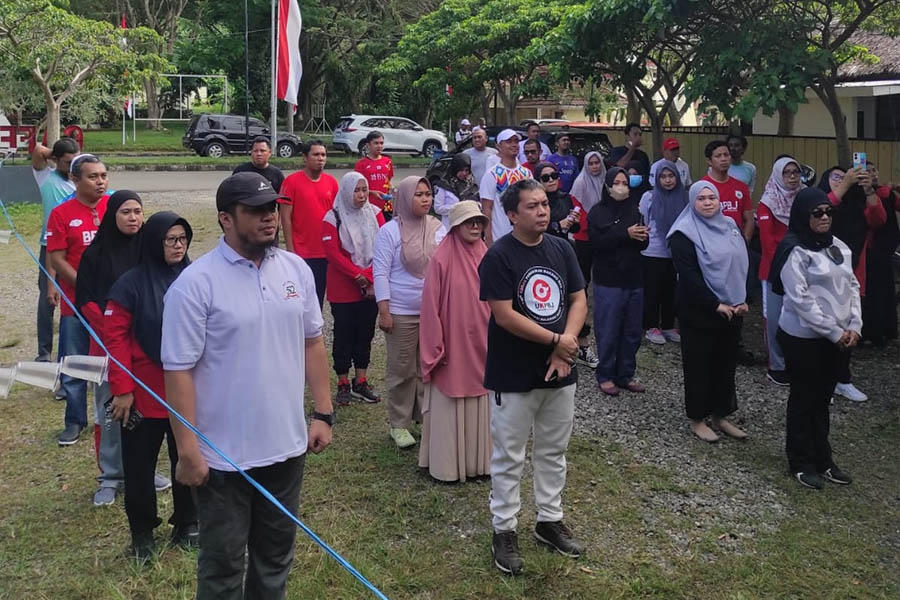 Semarak HUT ke-80 RI, Biro PBJ Setda Sulbar Gelar Lomba Internal Penuh Kebersamaan - Ekspos Sulbar